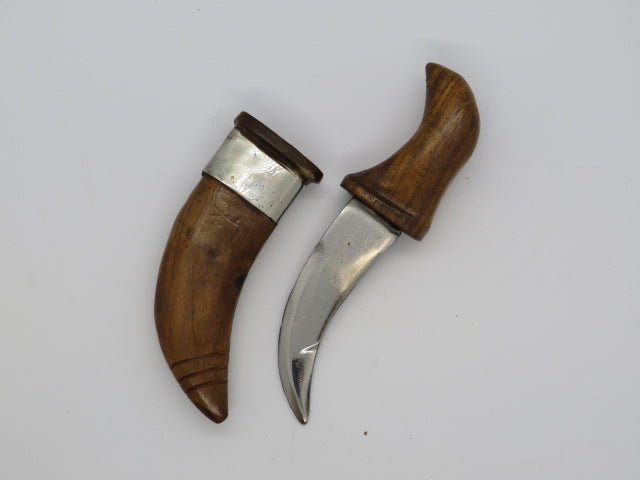 Kirpan Small Wood 5 Inches Blade 2.5 inches M002 – KhalsaShop.ca